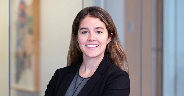 Lesley Tierney | Dechert LLP